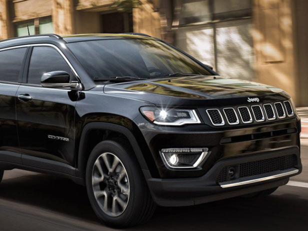 What are the options available in jeep cars for long-distance travel ...